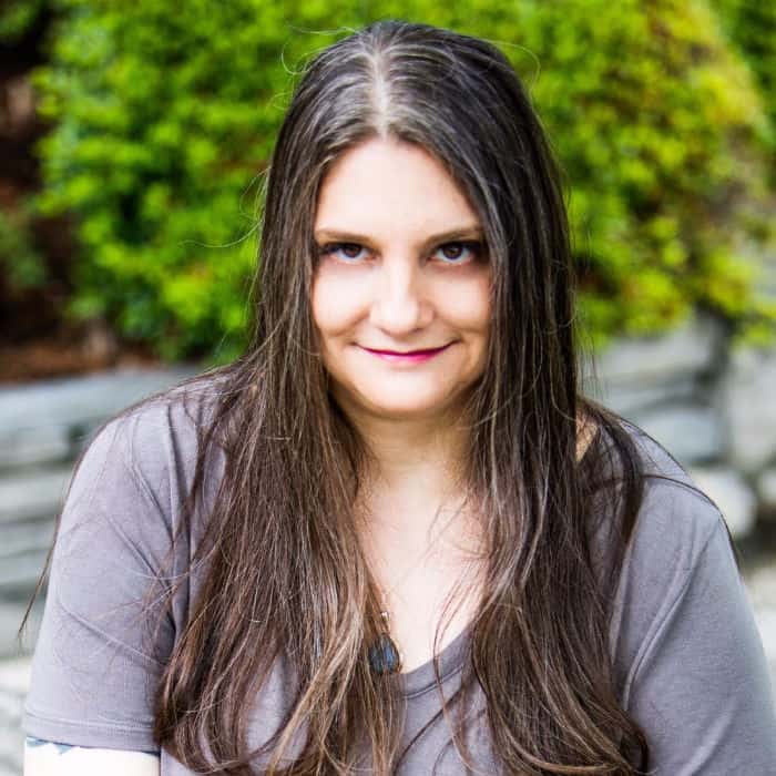 Tarot Bytes Episode 117: Experimenting with Tarot with Jaymi Elford ...